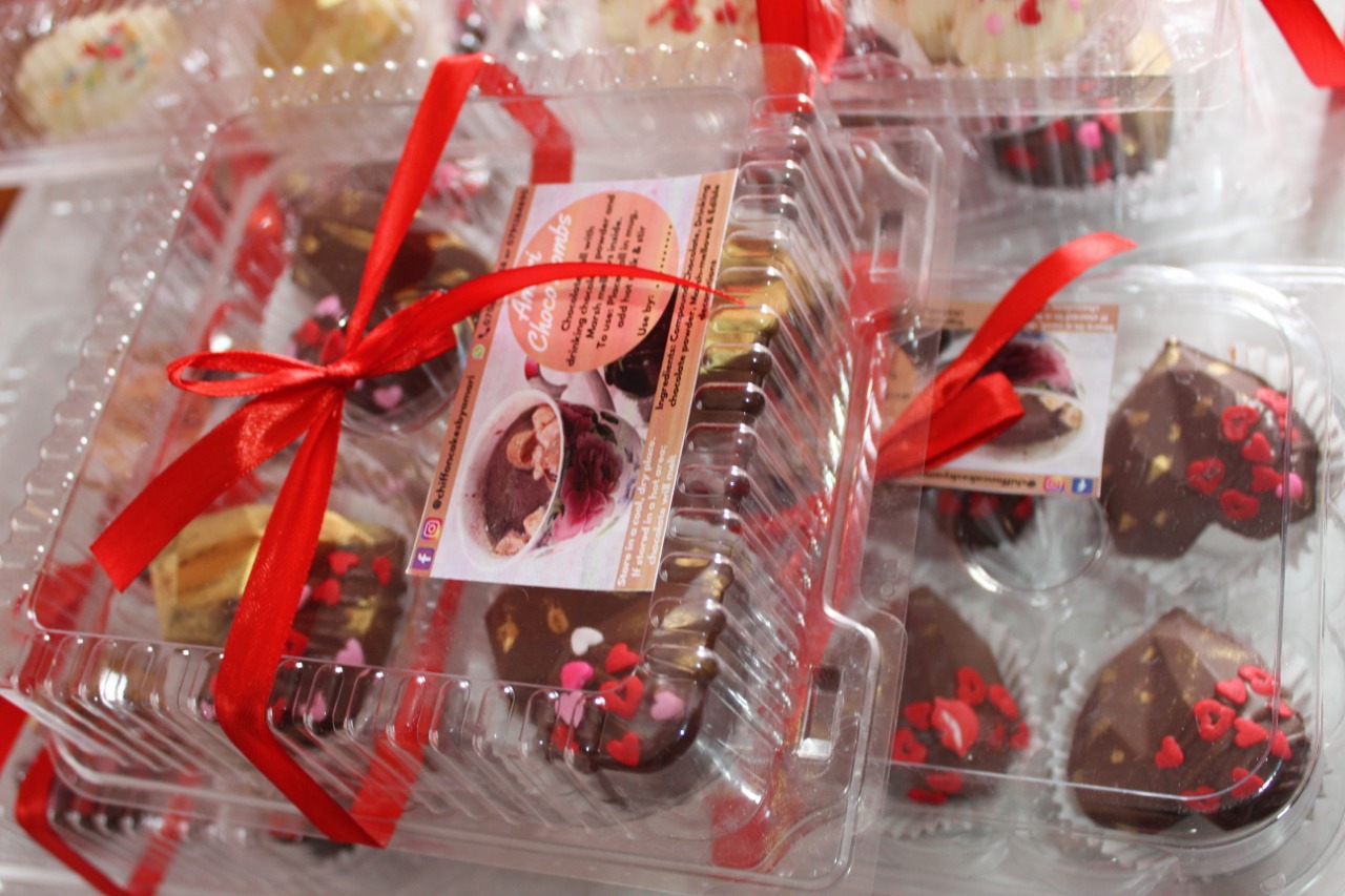 Amari ChocoBombs – Baking with Amari | Baking Classes